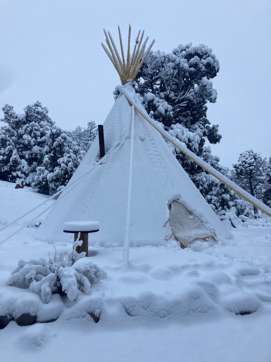 Tipi Tales: Winter – Beth Henshaw